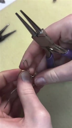 Super Easy Wire Dragonfly Craft