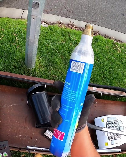 Could fit a semi trailer through there! #polyprophet #youtube #free #treasurehunt #hardrubbish #australia #curbside #sidehustle #dumpsterdiving #streetscrapping #scrapping #reseller #resell