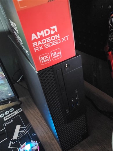 I think i might need a new PC now chat 🤨 #amd