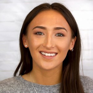 This April, you'll receive a full-size make-up treat from Manna Kadar and it could be this High Definition Powder! Use it all over your face for a flawless finish. Get yours now: http://birch.ly/2oxVRnK | BIRCHBOX