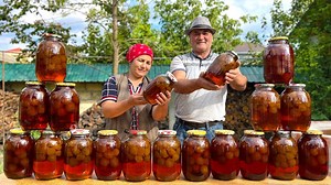 60K views · 1.4K reactions | The Easiest Way To Make Homemade 陵Fruit Jam! Winter Preparation In The Village | YNG Video | Facebook