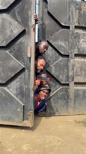 The Bluetooth device is connected successfully #comedy #crazily #viral #funny #comedyfilms #shorts