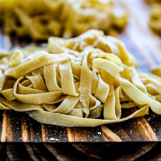Homemade Pasta Recipe (Fettuccine, Linguini, Spaghetti)