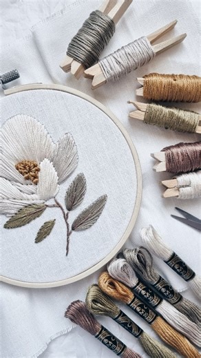 🌿✨ Basic leaves stitching with the Magnolia pattern! Simple, beginner-friendly leaves embroidery — calm stitches that help you build confidence and enjoy the process. This pattern is perfect for beginners and anyone starting their embroidery journey😊 | Cupofneedles