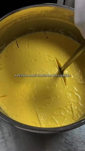 Começou | Motivação | Negócios on Instagram: "A alma mais forte e cansada da família… 🫩💔 @comecou é um projeto que visa inspirar e melhorar a vida das pessoas. ⌛ Junte-se a nós nessa jornada ⌛ @comecou “Envie uma mensagem na DM para crédito ou solicitação de remoção (nenhuma violação de direitos autorais é intencional para o vídeo e a música utilizados). ©️ Todos os direitos e créditos são reservados aos respectivos proprietários.” . . #motivação #mentalidade #sabedoria #familia #comecou"