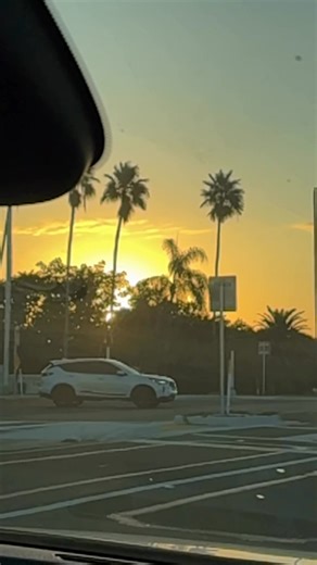 Up early #floridaliving #countrymusic #saveme in | Chip Williams