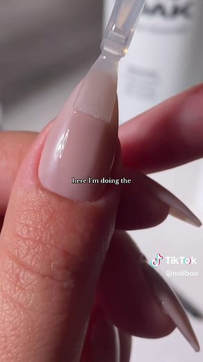 Dip Powder Nails Tips and Tricks for Beginners