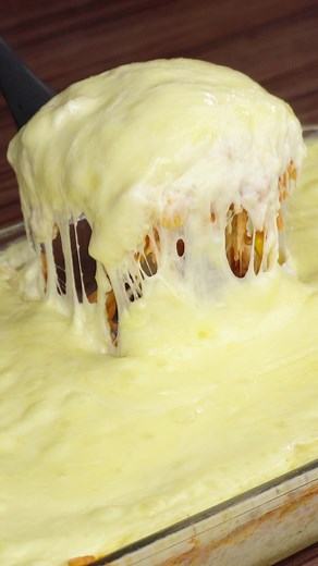 3.7M views · 63K reactions | Mandioca cremosa de forno, desse jeito você nunca viu! #reels #receita #receitasalgada #comida #mandioca #frango #almoço #jantar #receitasimples #receitafácil #receitarápida | Teste Receitas | Facebook