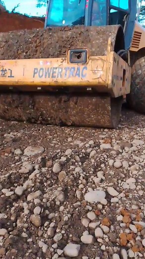 12 comments | #nonitomantokamphibious #fbreelsfypシ゚viralシ #heavyequipment compactor time | Nonito Naranjo Mantok | Facebook