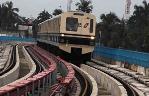 देश की पहली मेट्रो सेवा में भी अपनी हिस्सेदारी बेचेगी सरकार? कोलकाता मेट्रो का घाटा कम करने पर मंथन