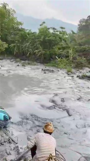 9.7K views · 25 reactions | LOOK: MUD FLOW! Residents at the foot of Kanlaon Volcano risks their lives to observe the mudflow they believed came from the eruption of Kanlaon Volcano that erupted on Monday. | Premier News Ventures | Facebook