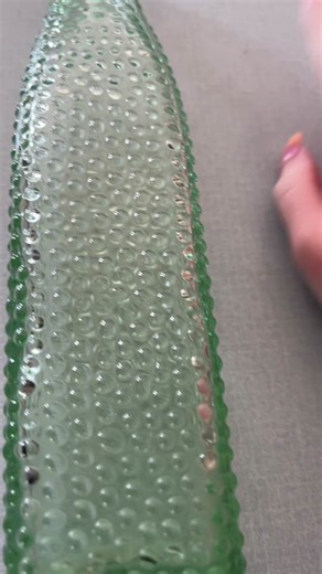 Textured glass scratching/tapping. ⚠️ 🔊I would turn volume down 🔊⚠️ #asmr #lofiasmr #fastandaggressiveasmr #textureasmr #loudasmr #glassasmr #scratchingasmr #asmrsounds #glasstapping