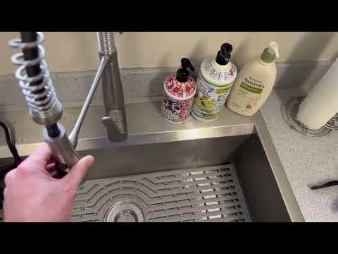 KOHLER 22033 VS Simplice Semi Professional Kitchen Sink, Pre Rinse Kitchen & Commercial Faucet Revie