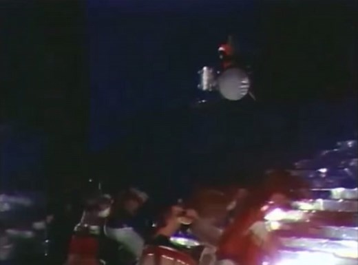 Isaac Hayes Shaft Theme Song Instrumental Performance