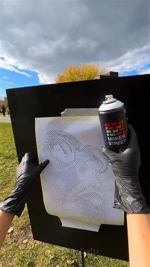 Street Art Magic: Creating a Stencil Spray Paint Masterpiece 🚀🎨 | 5-Minute Crafts GIRLY