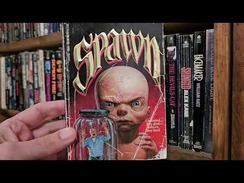 What's on this Shelf? Horror edition- 80s horror-paperbacks from hell