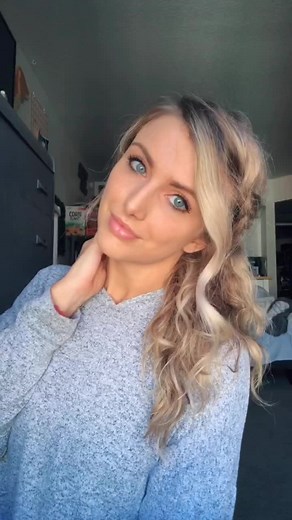 Serena Van Der Woodsen Hair Tutorial: Side Braid