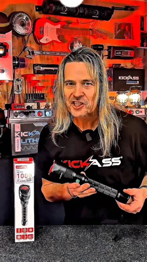 You need a serious torch for serious situations. The Ultra Zoom 1000 LED cuts through the dark with a 1km beam, 4 brightness modes, and backup power for your gear. | KickAss Products