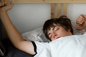 The No-Sweat Guide: 7 Proven Strategies on How to Lose Weight Without Exercise in 2024 - Healthy diet for students