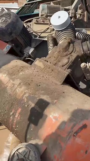 Air tank Cleaning 👆 #pressureclealing #stream #steamers #steamcleaning #viralreels #cleaningasmr #asmrcleaning #tooltips #clean #machinery #fyp #machine #reelsviralfb | ASMR Cleaning