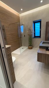 498K views · 3.3K reactions | Shower partitions and mirrors of any complexity #shower Душевые перегородки и зеркала любой сложности #showerdesign #showerroom #душевые #душевыеперегородки #душевыеограждения #зеркаласподсветкой #фурнитурадлястекла | zerkala-na-zakaz.ru | Facebook