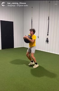 2 drills to increase lateral quickness & explosiveness - - - Athlete: @gbishop80 - - - #RiseToTheTop #barraisingathlete #barraisingbuilt #speed #speedtraining #agilitytraining #speedandagility #speedandagilitytraining #lateralquickness #baseballtraining #infielddrills #sportsperformance #sportsperformancetraining #athletetraining #dubuqueiowa #dyersvilleiowa #cascadeiowa | Bar Raising Fitness