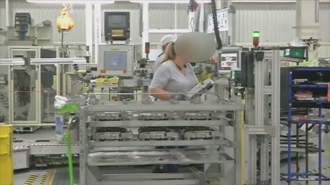 GM making shift toward more fuel engine production, away from electric at Toledo plant