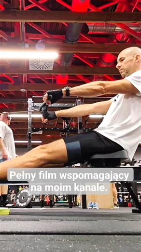 Film wspomagający pracę na ergometrze wioślarskim | To nie instruktaż #shorts #ergometer