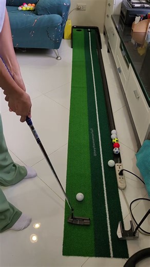 3Meters Golf Trainer – The Ultimate Putting Practice Hack at Home! #golf #shorts