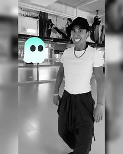 39K views · 2.5K reactions | 我朋友的女兒說爸爸我真的好怕殭屍喔 爸爸說殭屍不是真的他們只是化妝的人‍鈴 女兒說跟媽咪一樣嗎？ 爸爸說對呀就跟媽咪一樣⋯ ⋯爸爸享年49歲⋯ #潘老師 #臉肖威 #Funny | 潘若迪_Funky Dance | Facebook