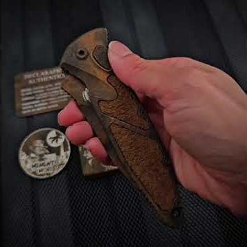 Ultimate collector set: Plague Outbreak Prototype - Microtech Socom Elite Auto Spearpoint