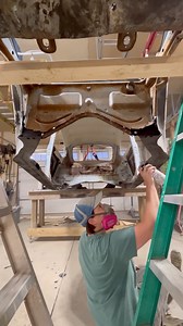 More epoxy primer, then some chassis black. • • #VDubRun22 #helenwheels #cars #carlovers #VW #volkswagen #volkswagenbeetle #VWbeetle #VWclassic #VWlifestyle #VWlovers #beetle #VWrestoration #beetlerestoration #carrestoration #restoration #restorationproject #garage #classiccars #1969beetle #vintageVW #DIYgarage #aircooled #aircooledvintage #aircooledVW #aircooled_society #VWtype1 #volksworld #oldschool | Annie's VW