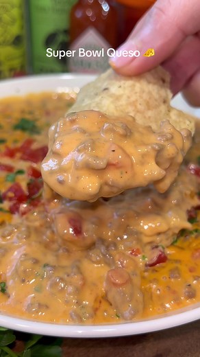 Super Bowl Queso Recipe: Best Game Day Snack!