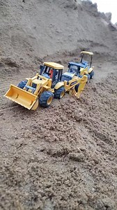 672K views · 2.6K reactions | Remote wala Jcb excavator toy and Hulk and Dumptruck toy Racing and Jcb crash |down Tractor toys construction | #shorts #shortsreels #shortsvideos #shortsfeed #facebookreelsviral #viralshortsreels #toyvedio #viralshorts #unboxingvideo #toyunboxing #rcbike #remotebike #policebike #hulk | Tom Toys | Facebook