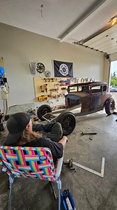 429K views · 8K reactions | And just like that, a body is on a frame... we can see the vision #modela #32ford #hotrod #ddspeedshop #deuces | DD Speed Shop | Facebook