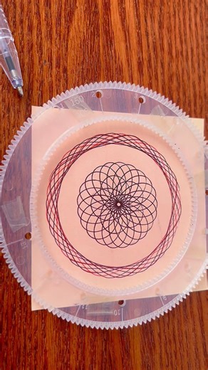 #shortvideo #odlysatisfying #usashorts #satisfying #spirograph #relaxing #art