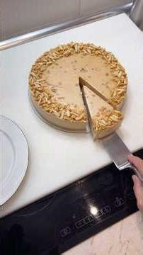 How to make the perfect nougat cake for Christmas and New Year's Eve