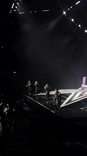 jls - only tonight live from o2 arena london night 1, Friday 28th november, the club is alive tour