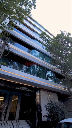 ‎املاک نهایت | دروس و پاسداران‎ | ‎کد : ۵۹۸ | واحد ۲۵۰ متری واقع در بهترین منطقه پاسداران . ✅️ساختمانی مدرن با بهترین دسترسی 1️⃣ ۲۵۰متر /۳ خواب /۱ خواب مستر 2️⃣مشاعات آبی...‎ | Instagram