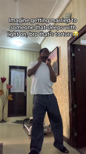 THATBOYONGLASSES〽️🤓 (@_manny.._)’s videos with Mina Nawe X Shocker wey get Lexus - L!l †Ω×!¢ 🥷🏽💚