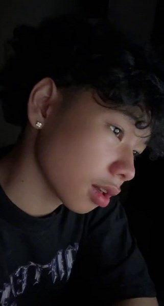 Gaming Setup with Curly Hair: Exploring the Atmosphere