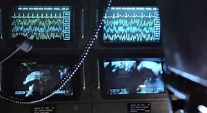 Salvaged - Real time tactical action set in a deadly sci-fi universe for dual screens