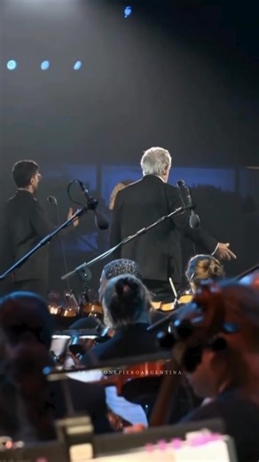 22K views · 1.2K reactions | #Repost @srbaronepieroarg  Les pêcheurs de perles en la voz de @placido_domingo & @barone_piero uno de los duetos mas esperado #tuttiperuno #mantova ️ @mediasetinfinity #srbaronepiero #ilvolo #pierobarone #placidodomingo #tenor #opera #belcanto #italia #Argentina | Il Volo Sicilia Fanpage | Facebook