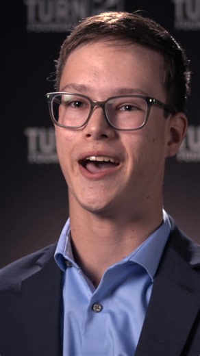 "My overarching goal is to be somebody that people can depend on." - Kalamazoo Jeter's Leader Alumnus Alexander, Class of 2025 Alexander shares how his passion for psychology grew alongside his experiences in the #JetersLeaders program, including a meaningful Social Change Project in D.C. where Leaders packed Comfort Cases for children in the foster care system. Seeing so many come together so quickly — and knowing each one would reach a young person who needed it — left a lasting impact. #Jeter