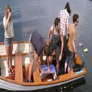 Be careful of the monsters in the lake | T Studio