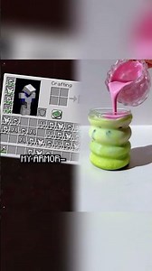 Minecraft, But Every Time You Walk Your Items Multiply