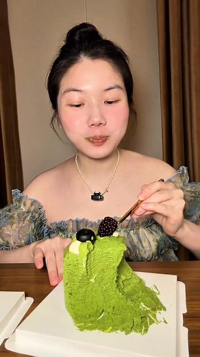 657K views · 12K reactions | Mini lava tops strawberry cake | Sho-sha Asmr | Sho-sha Asmr | Facebook
