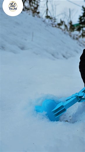 Perfect Snowball Making | Oddly SatisfyingIce Molding #ASMR 🧊 Super Relaxing#shorts