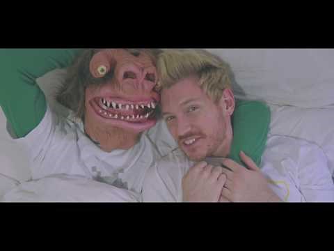 Gregory Dillon - Alien Boyfriend (Official Music Video)