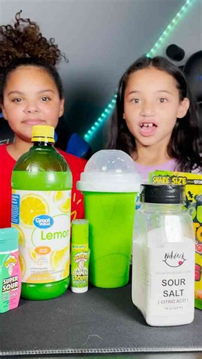 Leya & Kaylee’s Epic Sour Slushy Challenge
